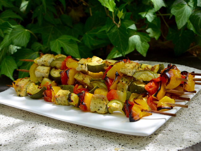 Brochettes de tofu pour un BBQ vegan - Recette par La p'tite cuisine de ...
