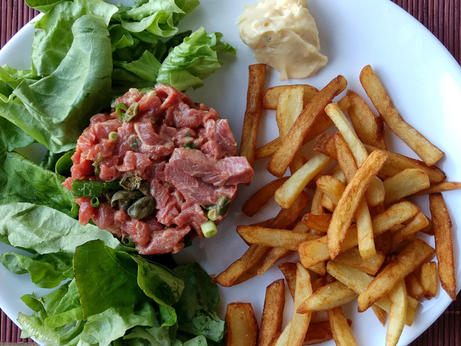 Recette de l'américain préparé, le tartare version belge - Recette par ...