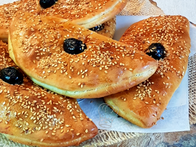 Coca Algérienne en Chausson - Recette par gourmandiseassia
