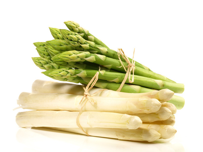 Duo d'asperges vertes et blanches - Recette d'asperges vertes et ...