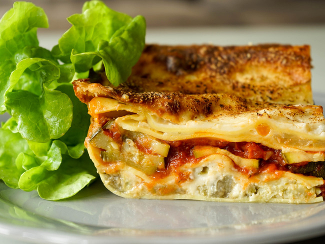 Lasagnes végétariennes de légumes du soleil (courgettes, aubergines ...